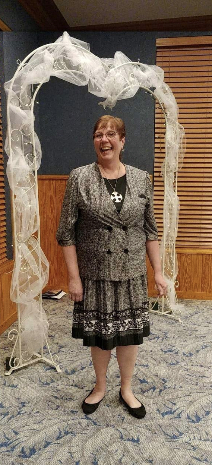 INTERVIEW WITH BONNIE LENTZ – Where Hope Blooms