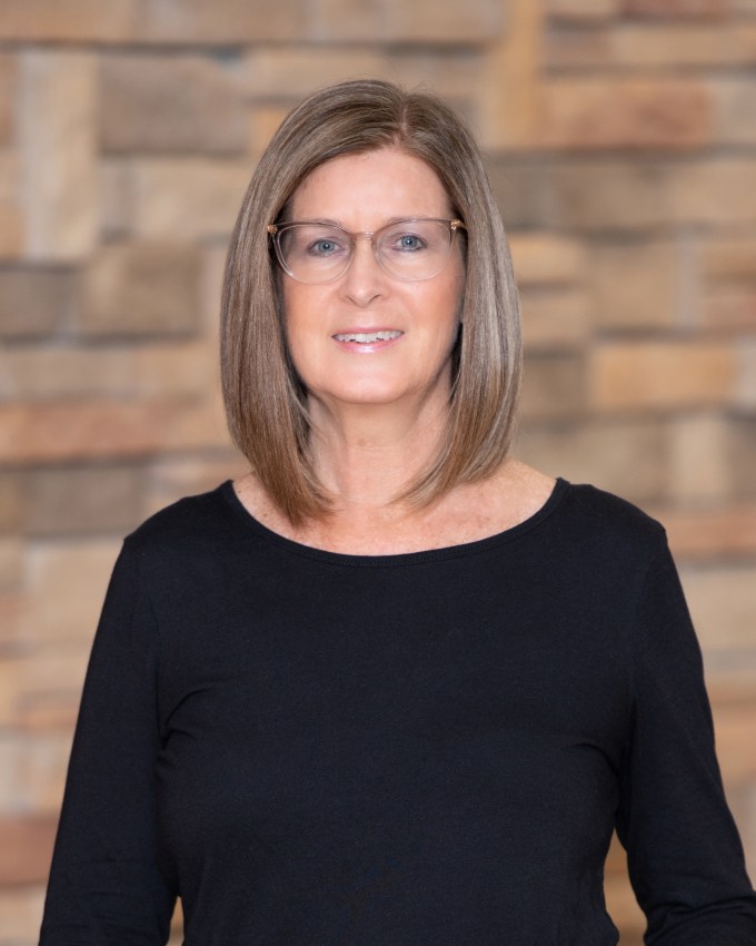 INTERVIEW WITH KATHY REGAN – Where Hope Blooms